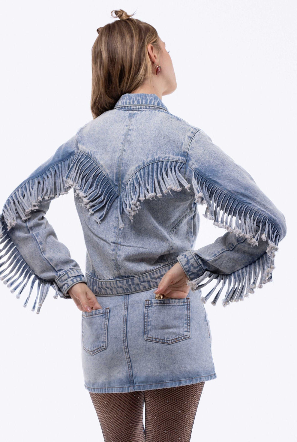 BLEACHED DISTRESSED DENIM MINI SKIRT – SILKROAD DAUGHTERS